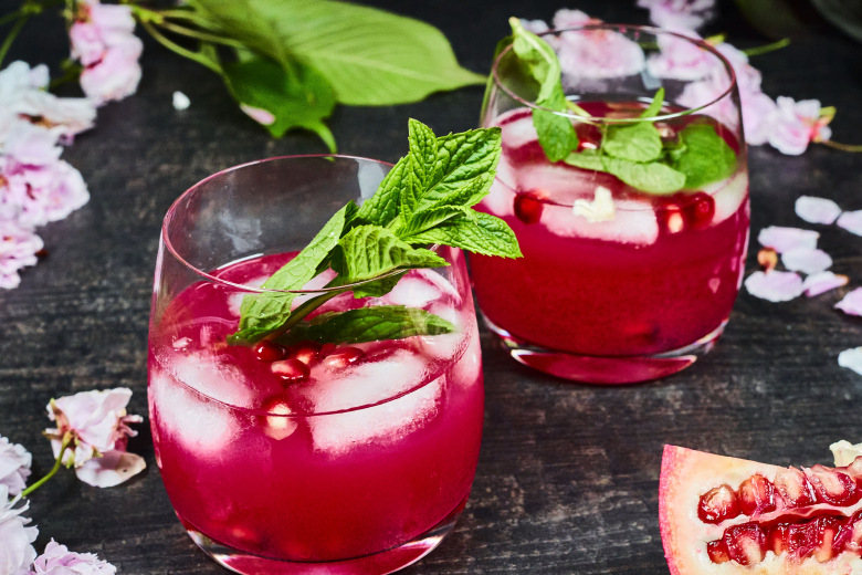 Grenadine Vodka Pomegranate Juice Cocktail - Cuisine Reinvented